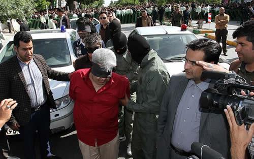 Iran Public Execution Of 3 Prisoners In Mashhad Peoples Mojahedin