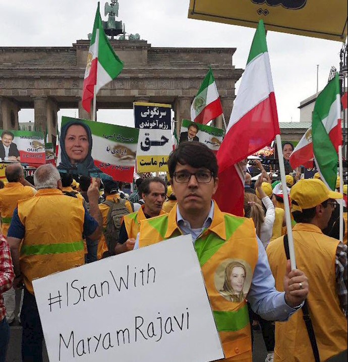 تظاهرات بزرگ در برلین برای ایران آزاد همبستگی با قیام و مقاومت مردم ایران